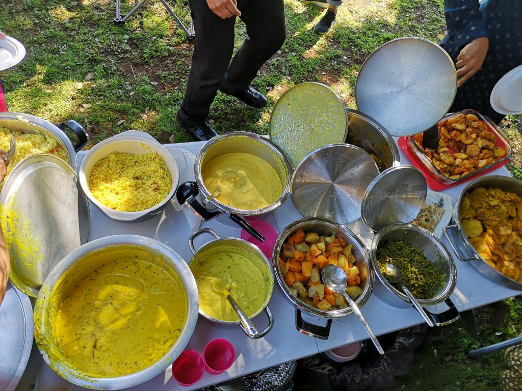 Khurry Kitchrie Picnic in the Park - EXACTLY REDEFINED
